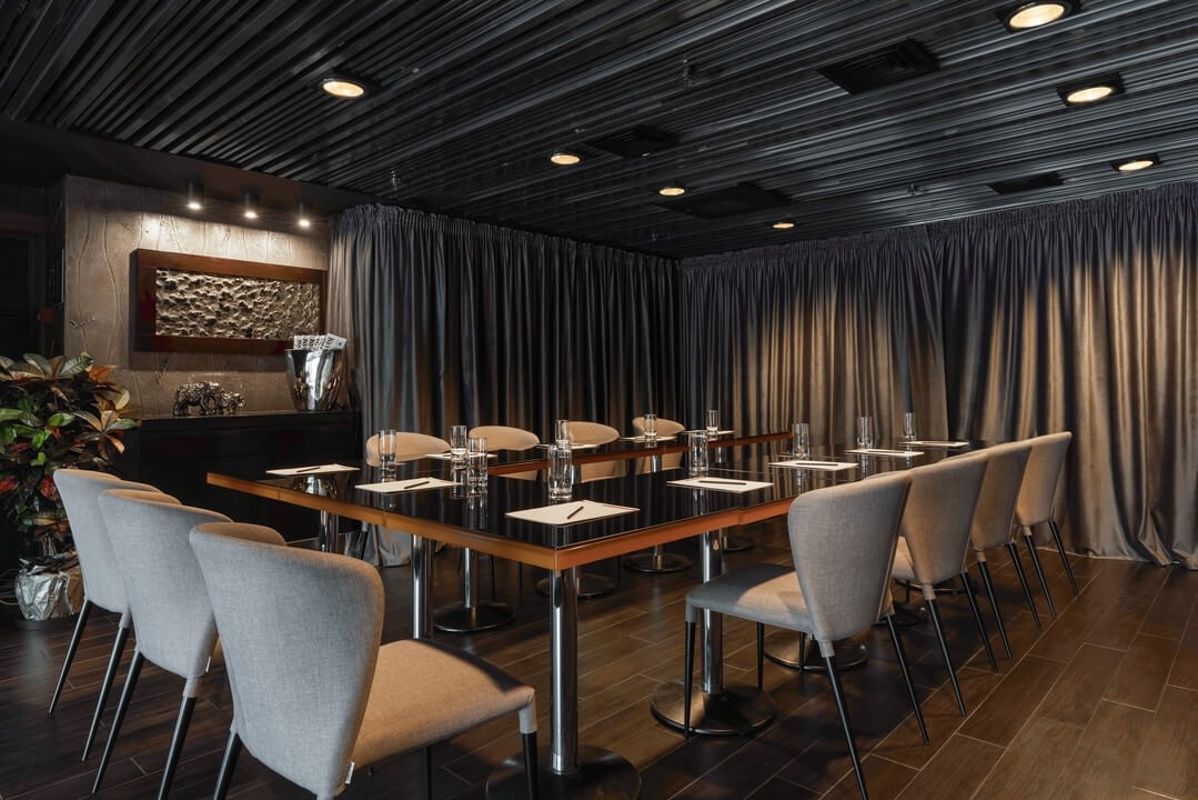 50+ Stylish Cubic Shaped Ceiling Solutions for Restaurants and Cafes